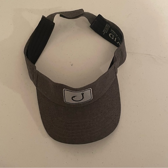 Salt Life | Accessories | Salt Life Gray And White Fishing Baseball Cap ...